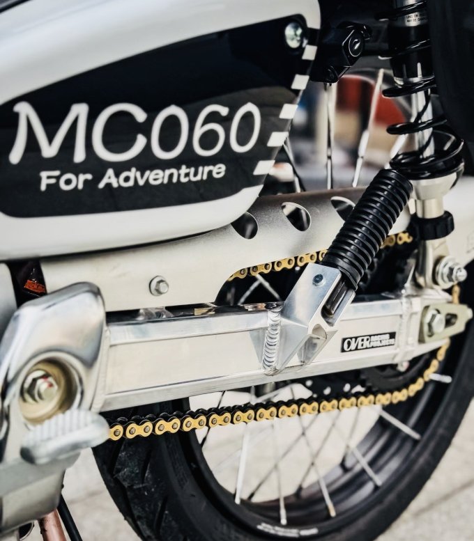 新大洲本田摩托车整车怎么样 玩出不一样新大洲本田幼兽cc110本田复古弯梁摩托车_什么值得买