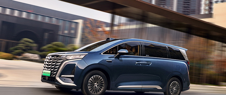 25款腾势D9重磅上市，再立全能MPV标杆！_MPV_什么值得买