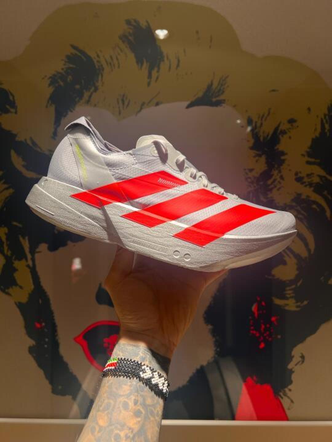 阿迪达斯Adizero Adios Pro4 箱根限定配色全面升级解析_跑鞋_什么值得买