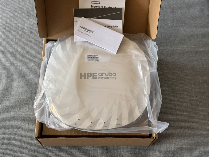 HPE路由器怎么样 开箱一款终极神器，Aruba AP-735 无线接入点_什么值得买