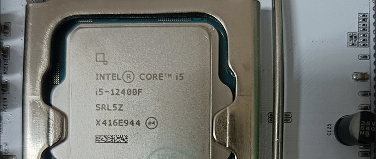 因特尔酷睿i5-12400F，还算是比较保值的cpu了。_CPU_什么值得买