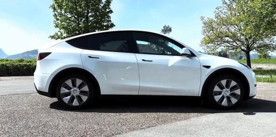 25万预算选车难题：理想L6与特斯拉Model Y全方位深度对比_新能源车_什么值得买