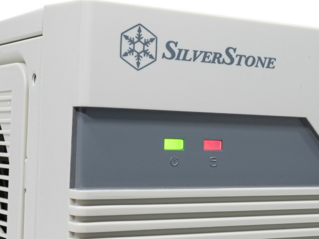 梦回1985：银欣正式发布 FLP01 复古机箱，能装旗舰显卡_机箱_什么值得买