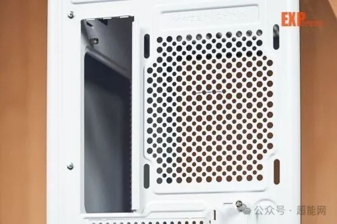 硕一星际U620/U621机箱体验：紧凑且便于安装的亲民款海景房_机箱_什么值得买