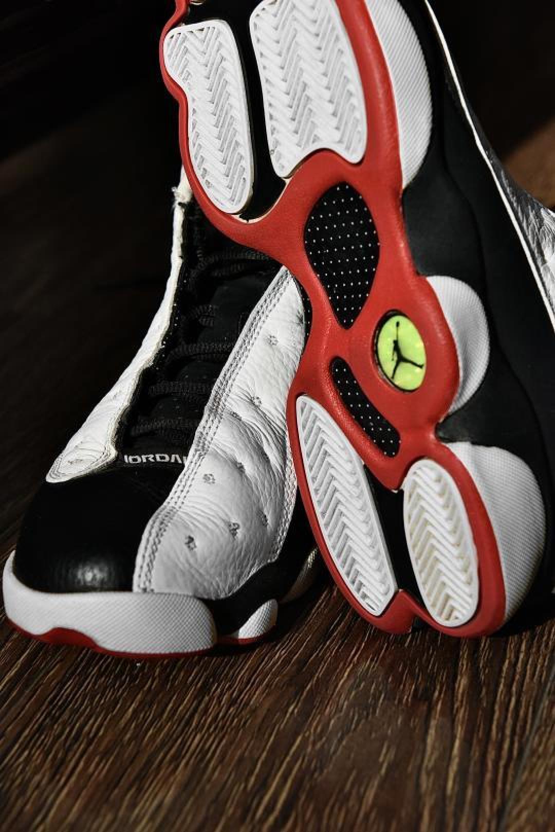 AJ历代经典球鞋设计与故事详解：从AJ1到AJ13的传承与创新_篮球鞋_什么值得买