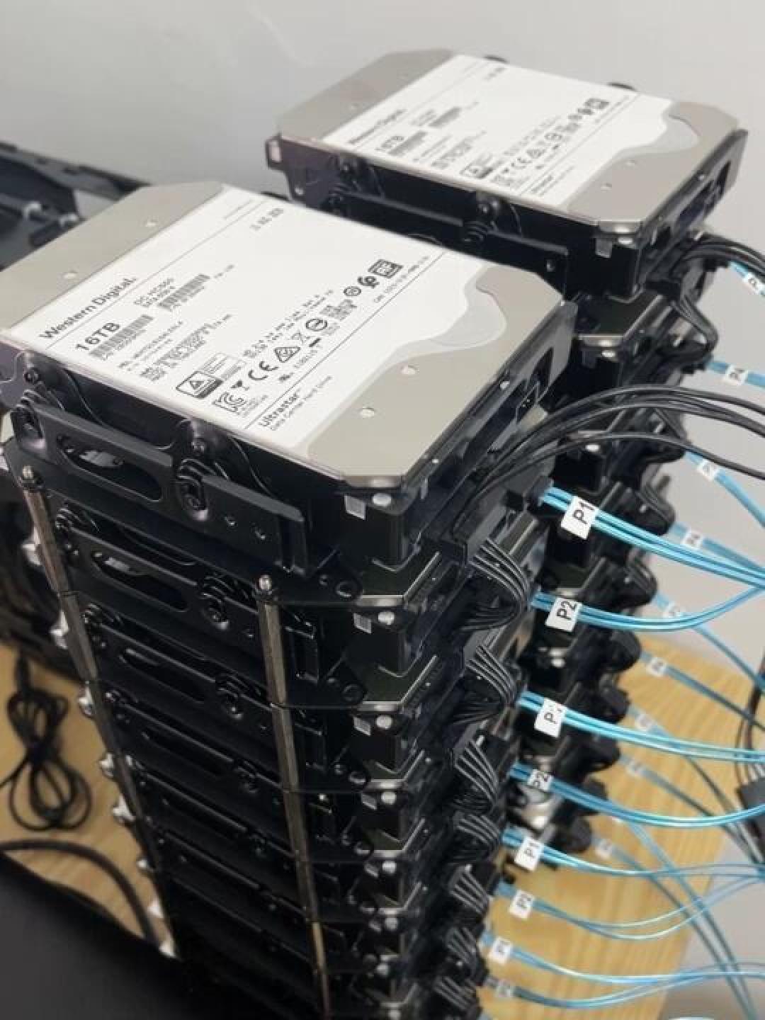 家庭NAS存储升级指南：50TB硬盘扩容实践与部署心得_网络存储_什么值得买