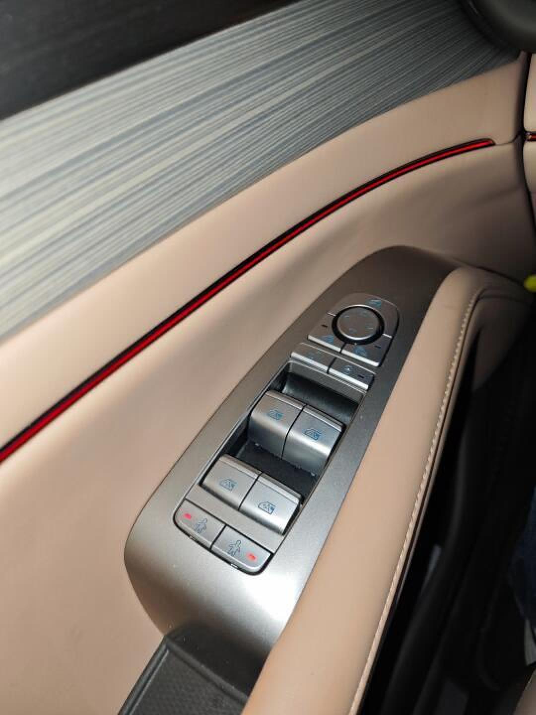 25.98万起！2025款腾势N7上市：200+项升级+双激光雷达智驾，续航702km_新能源车_什么值得买